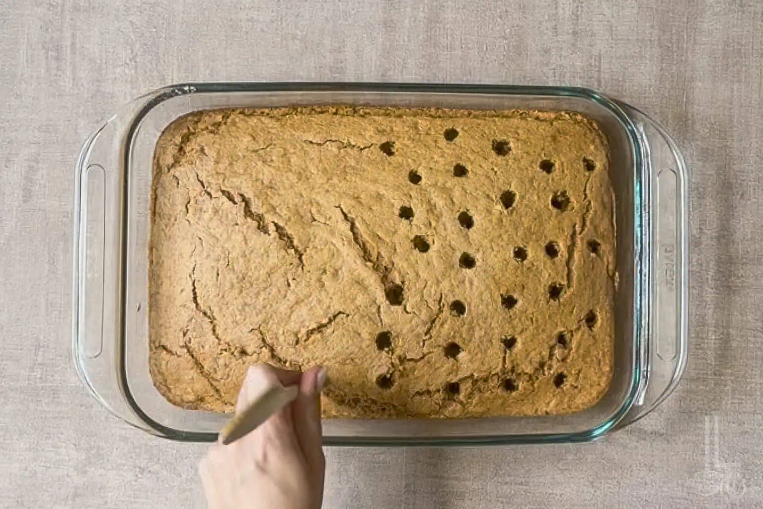 Pumpkin Poke Cake | LL Eats